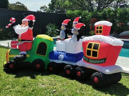 Christmas Inflatable LED Lit, Inflatable Santa LED Light - GearZen